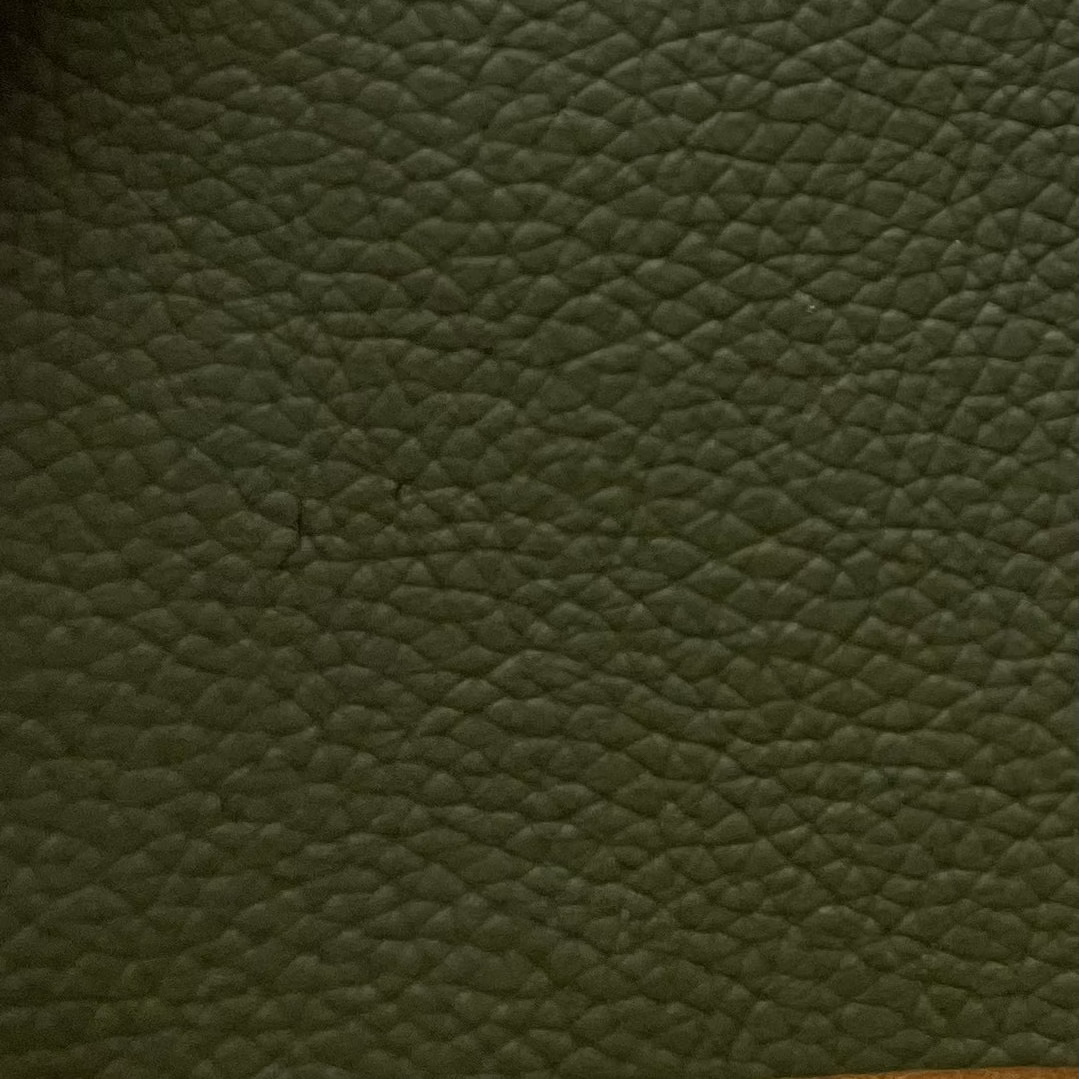 Tosca | Olive Leather for furniture | Upholstery leather